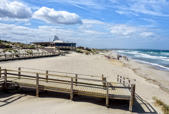 7% Tax Towns In Sardinia Near The Sea | Magic Towns